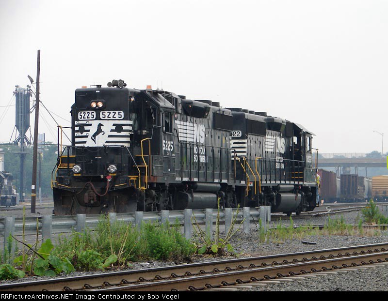 NS 5225 & 3022